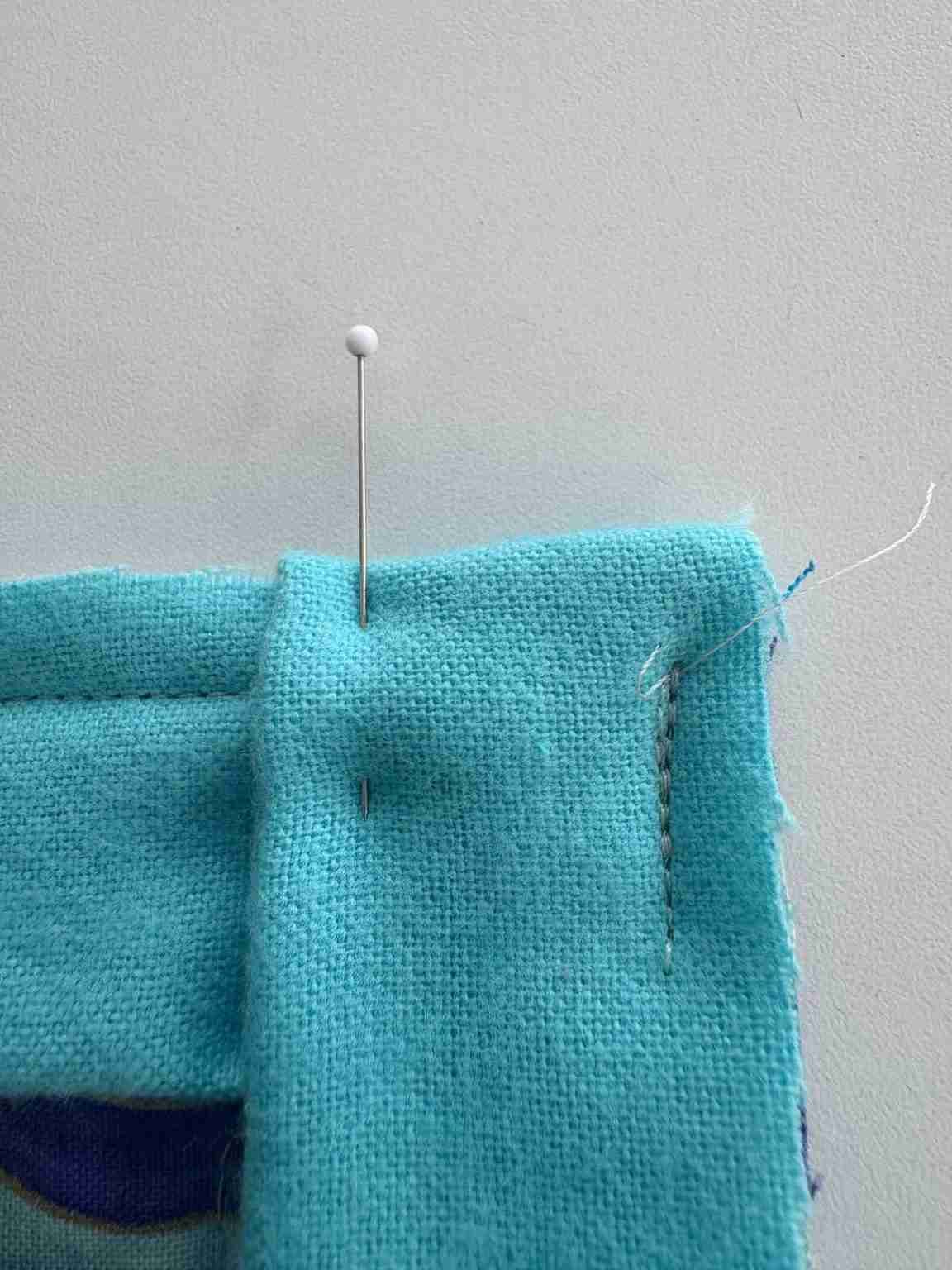 Perfect Mitered Corners on the Binding - Quilting With The Baby Quilt Lady